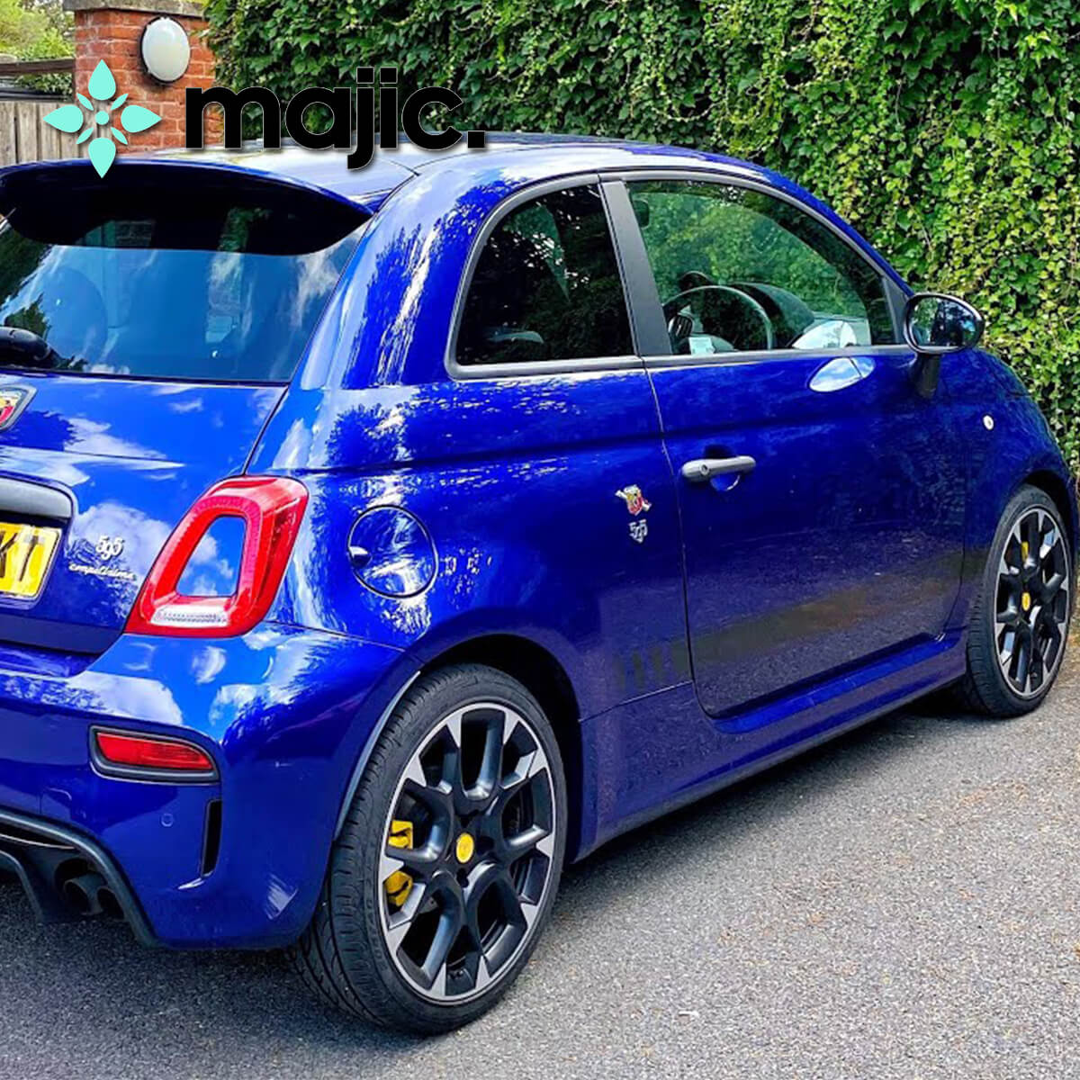 Abarth Podium Blue Paint (369/B) – majic.