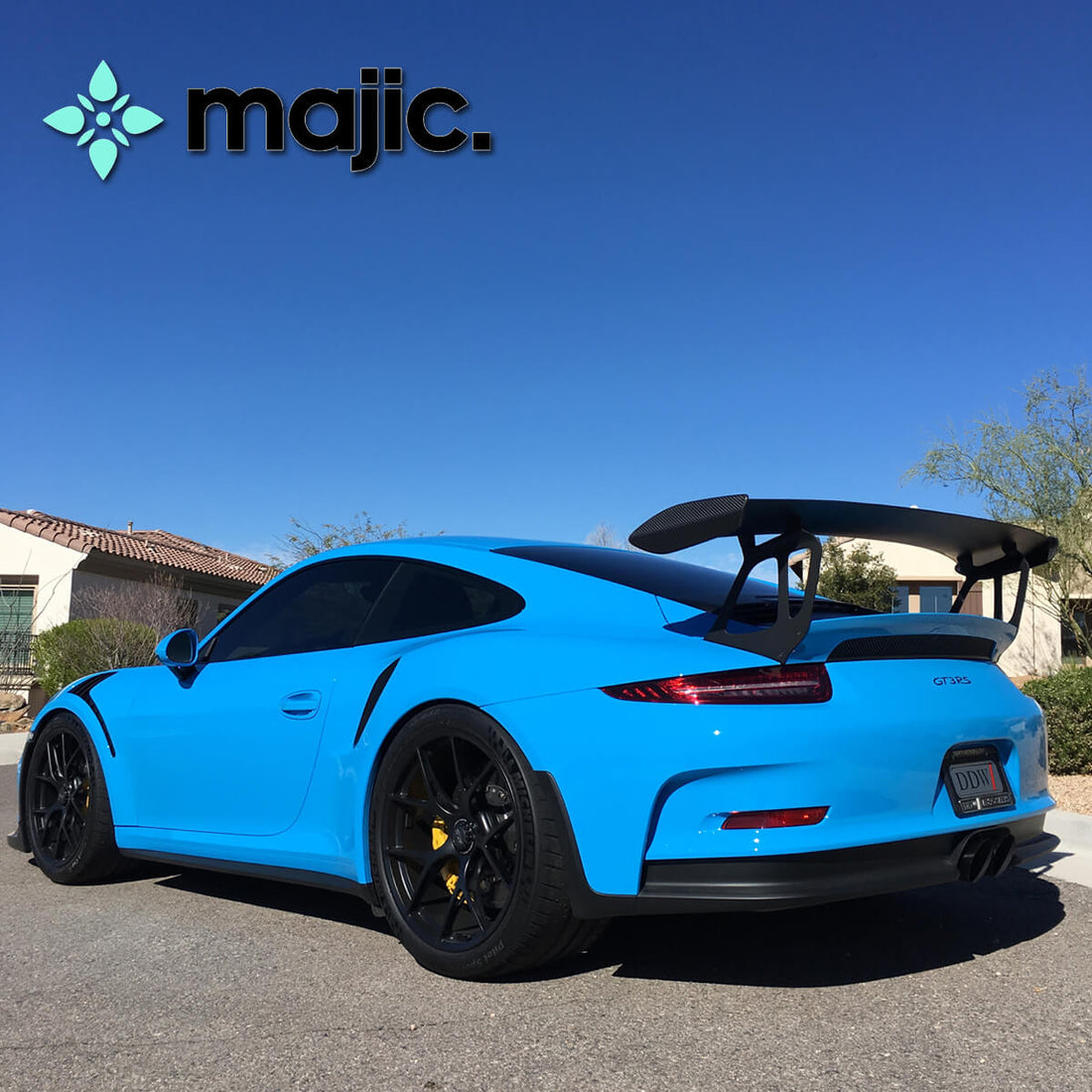 Porsche Riviera Blue Paint – majic.