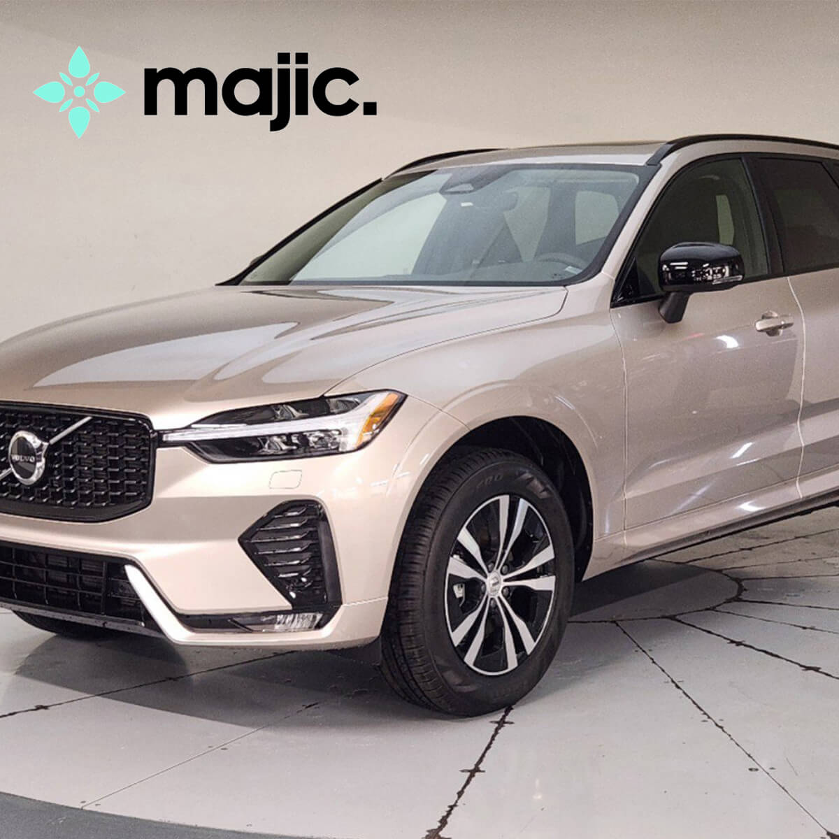 Volvo Bright Dusk, Silver Paint – majic.